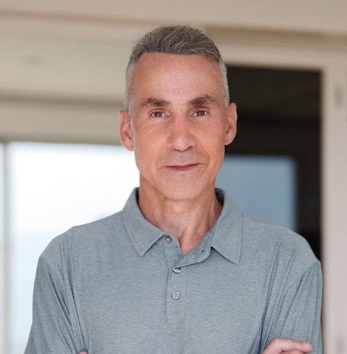 Former Apple exec, 1986 UMass graduate makes historic $50M gift - Daily ...